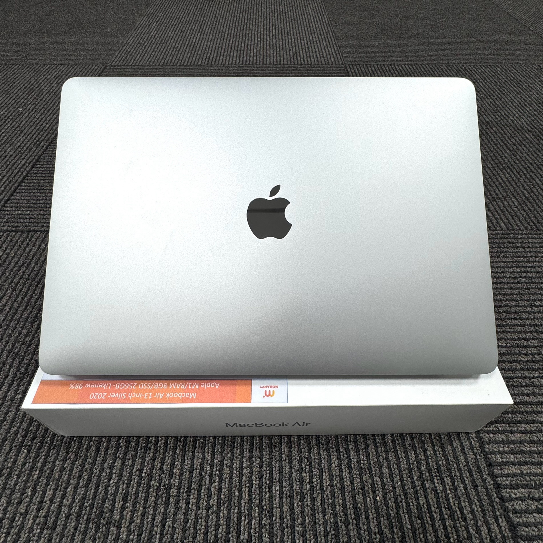 Macbook Air 13 inch Silver 2020 Apple M1 RAM 8GB SSD 256GB Macbook Air 13 inch Silver 2020 Apple M1 RAM 8GB SSD 256GB